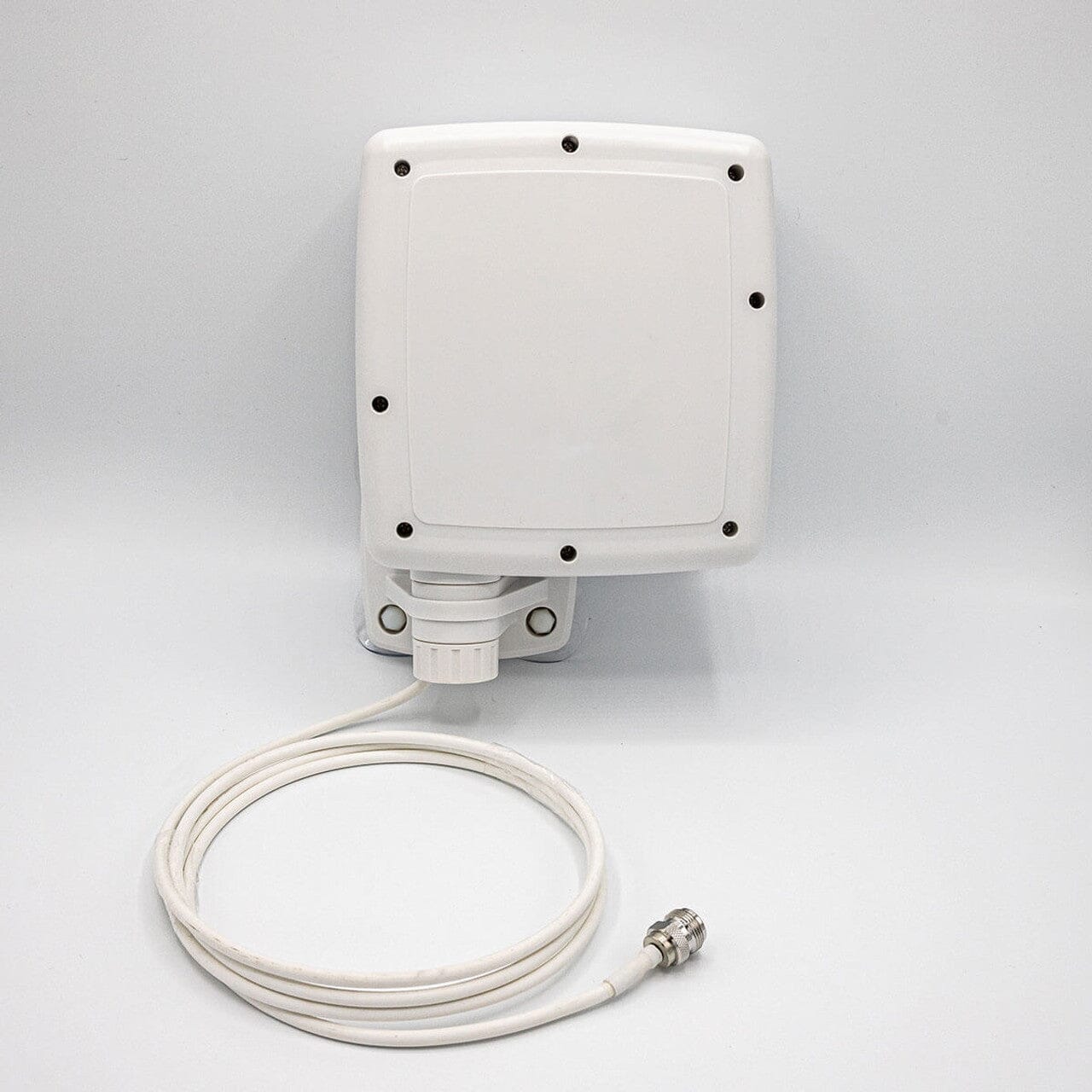 The Beacon 5G Antenna: Elevate Your Cellular Connectivity