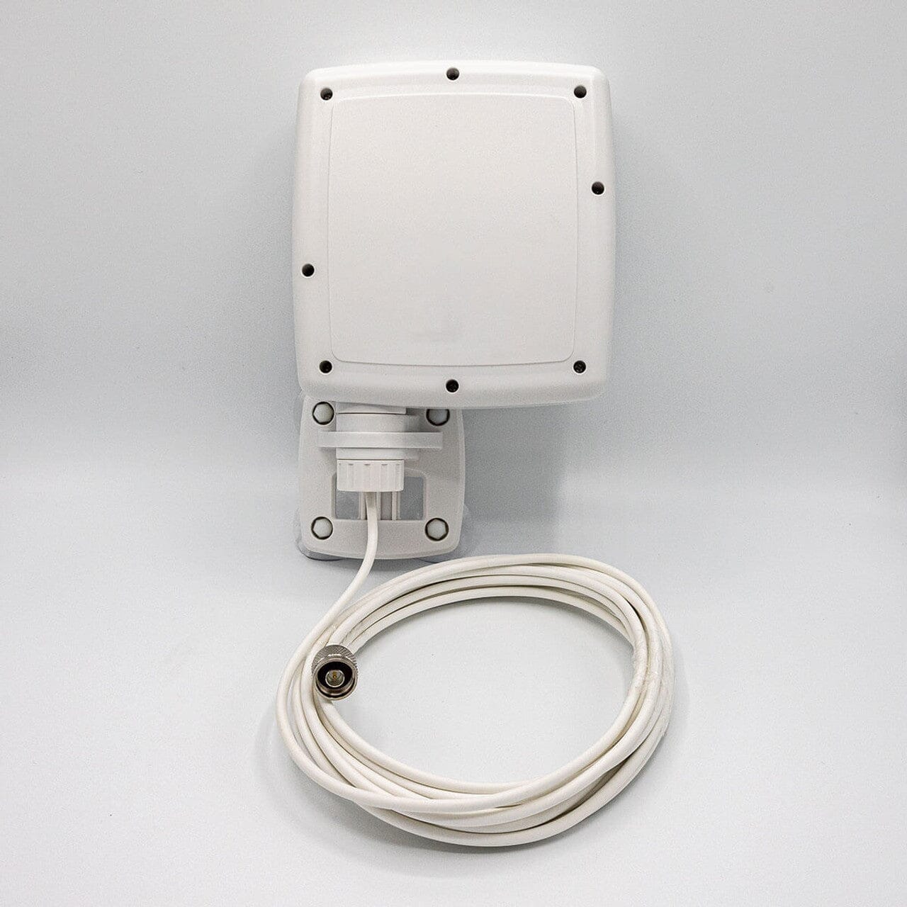 The Beacon 5G Antenna: Elevate Your Cellular Connectivity